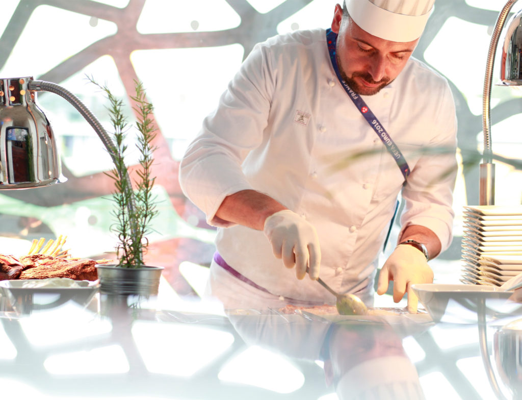 Flying Chefs – DO & CO – KULINARISCHE GENÜSSE AUF JEDEM BANKETT UND IN ...